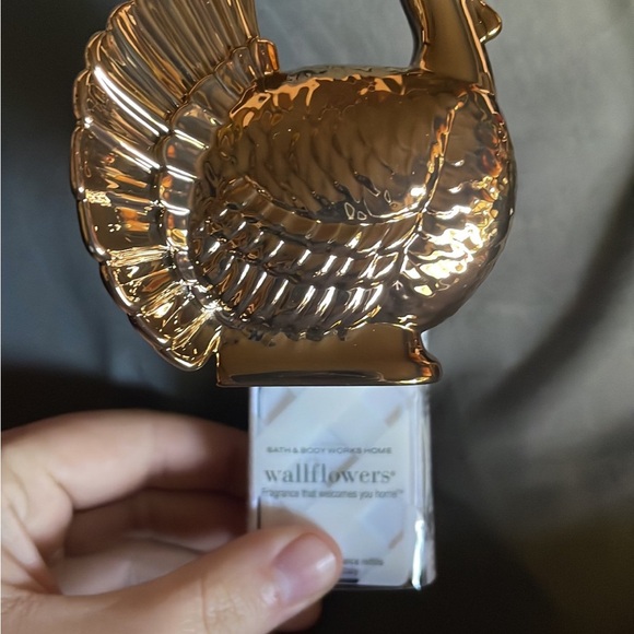 Bath & Body Works | Accents | Bath Body Works Shiny Gold Turkey ...